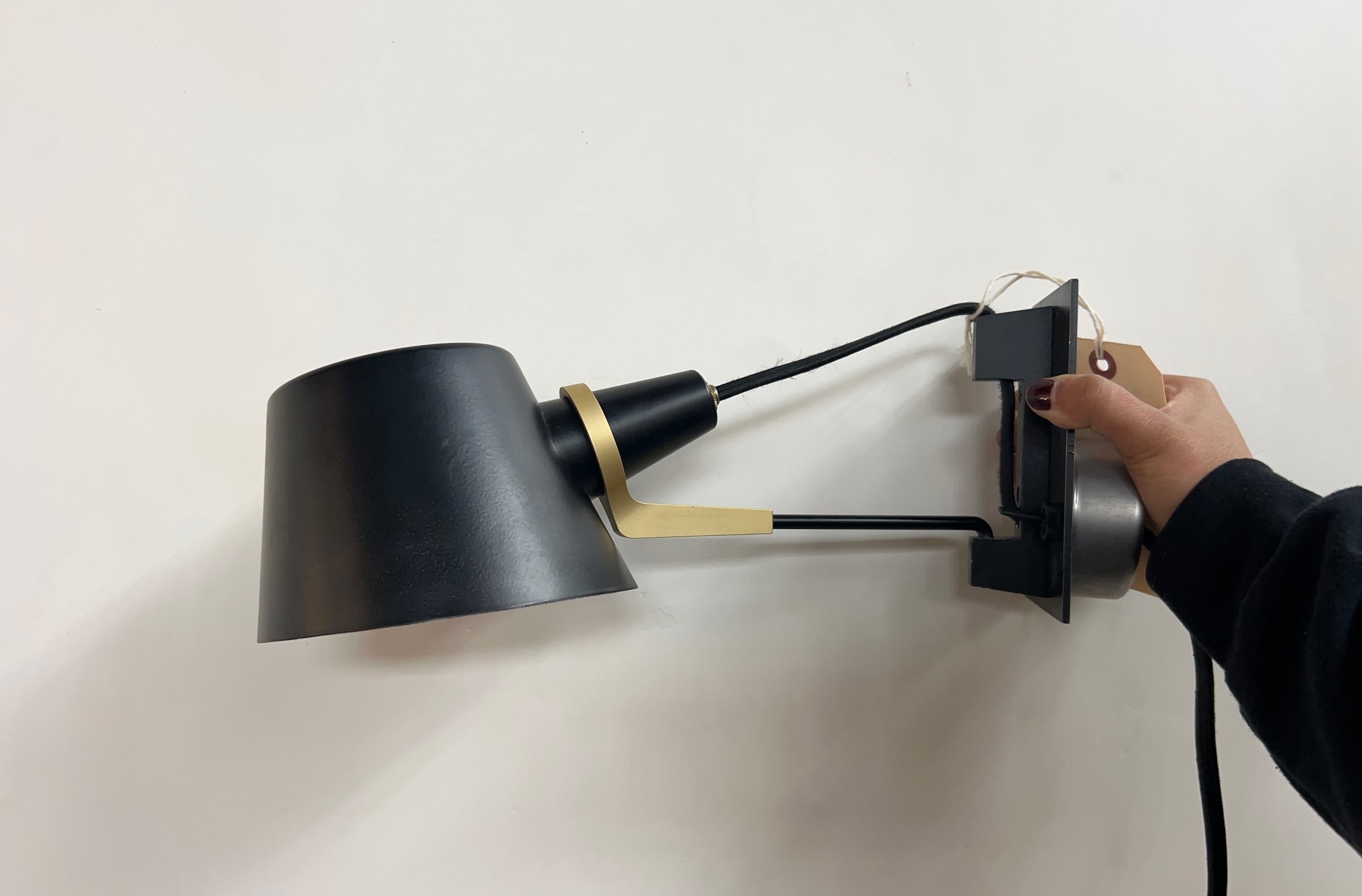 Pivot Sconce 6" WITH SWITCH | Black + Brass - Sample - Only one availa ...